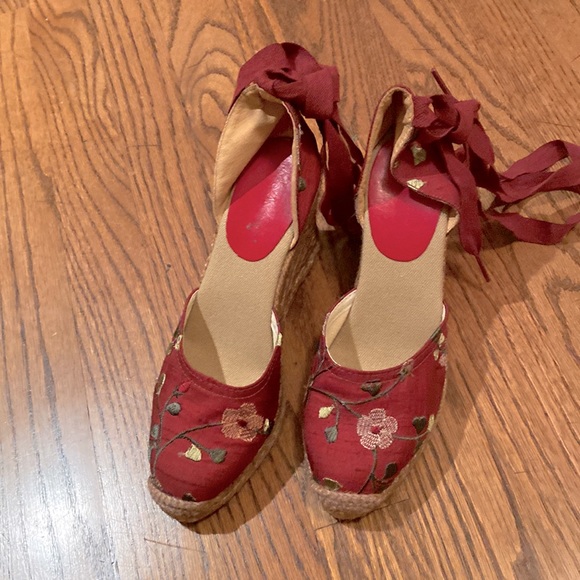 Enzo Angiolini | Shoes | Hot Exotic Wedges | Poshmark